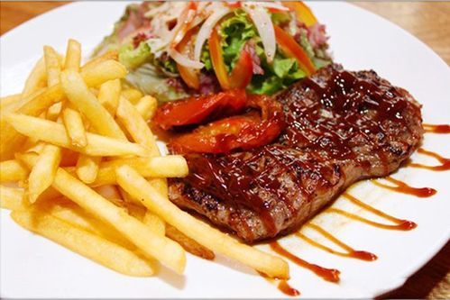 Cách làm bò bít tết ngon bằng chảo thịt ngon mềm ngay tại nhà
