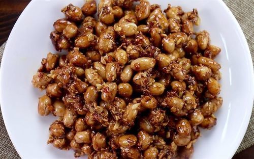 Cách làm đậu phộng rang tỏi ớt ngon nhất, giòn thơm bùi ngậy