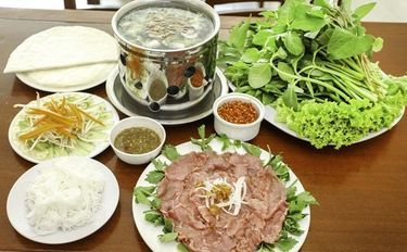 Cách làm bò nhúng dấm ngon và đơn giản tại nhà cho gia đình ngày cuối tuần