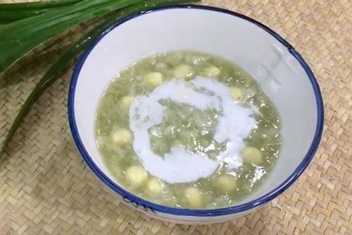 Cách nấu chè cốm khô xanh dẻo, đơn giản mà ngon trong 15 phút