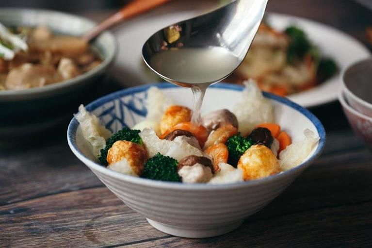 Công thức cách nấu canh bóng thả ngày Tết chuẩn vị Hà Nội xưa